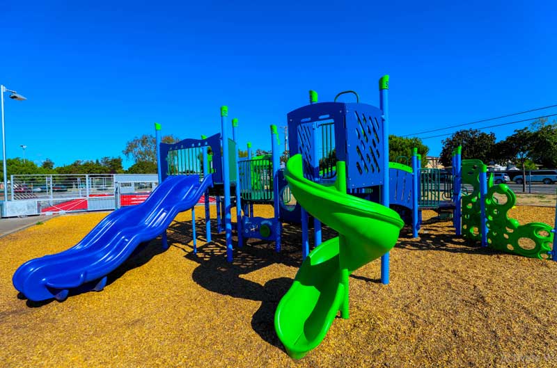 Outdoor Play | Creative Recreational Systems, Inc